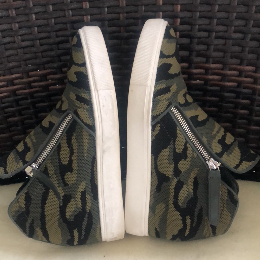 Steve Madden Green Camo Caliber Camouflage Wedges - Gem